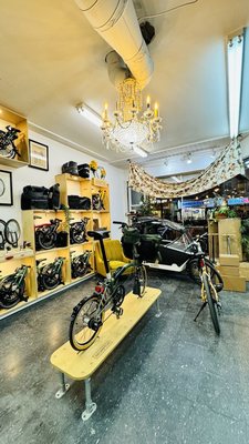 CURBSIDE CYCLE - Updated January 2026 - 25 Photos & 68 Reviews - 412 ...