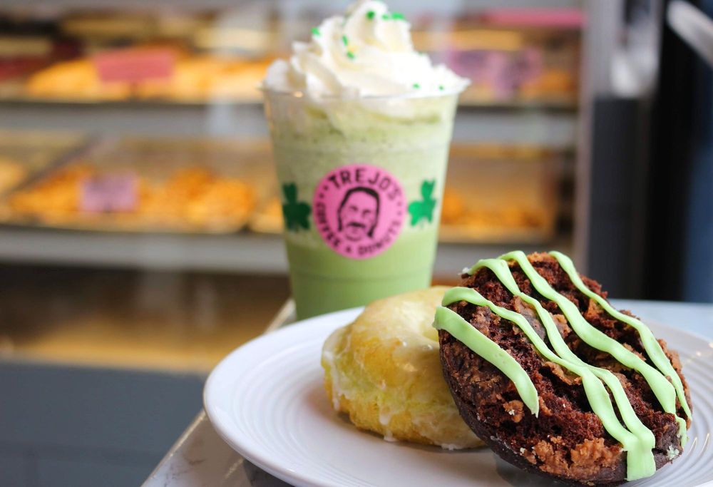 TREJO’S COFFEE & DONUTS - 1291 Photos & 637 Reviews - 6785 Santa Monica ...