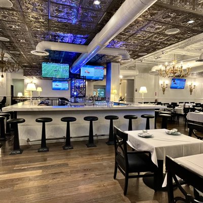 THE NOYPITZ BAR AND GRILL - Updated December 2025 - 630 Photos & 379 ...