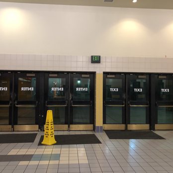 CINEMARK 17 - Updated August 2024 - 51 Photos & 101 Reviews - 2900 ...