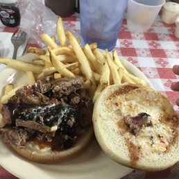 GUMLOG BAR B QUE AND FISH LODGE - Updated July 2025 - 40 Photos & 88 ...