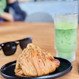 KOHIKO COFFEE HOUSE - Updated July 2025 - 332 Photos & 152 Reviews ...