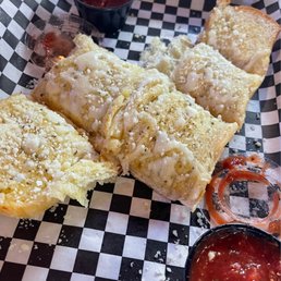 KARVELAS PIZZA - NEWNAN - Updated August 2025 - 37 Photos & 75 Reviews ...