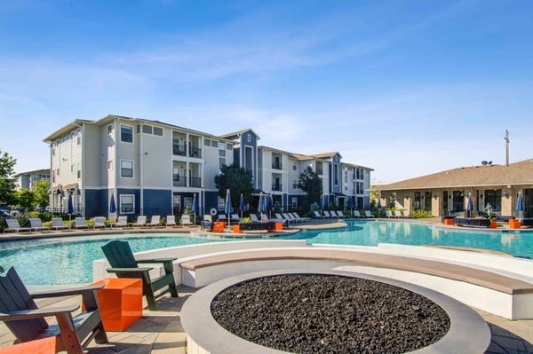 DOMAIN AT TOWN CENTRE - Updated August 2025 - 41 Photos & 19 Reviews ...