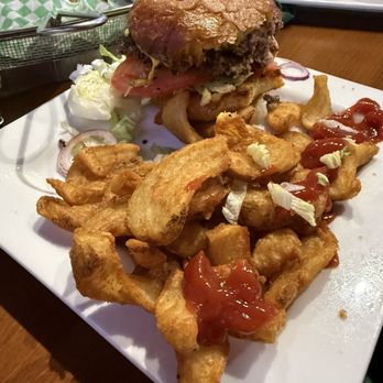 THE FAT FROG - Updated April 2025 - 36 Photos & 59 Reviews - 1721 State ...