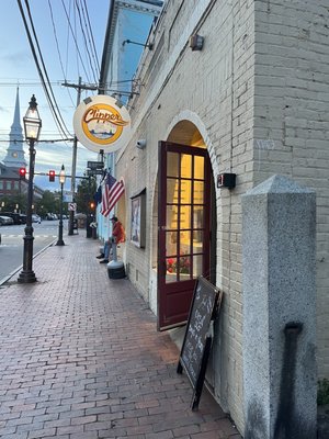 THE CLIPPER TAVERN - Updated December 2025 - 181 Photos & 125 Reviews ...