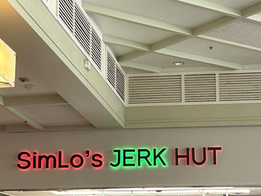 SIMLO’S JERK HUT - Updated October 2025 - 419 Cross Creek Mall ...