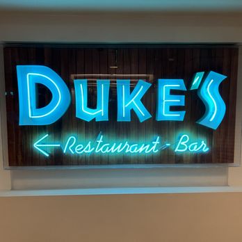 DUKE’S WAIKIKI - 10948 Photos & 9058 Reviews - 2335 Kalakaua Ave ...