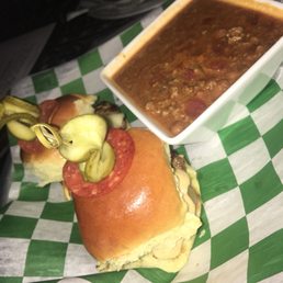 SELWYN AVENUE PUB - Updated August 2024 - 68 Photos & 142 Reviews ...