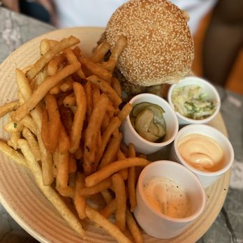 LITTLE RUBY’S WILLIAMSBURG - Updated November 2025 - 113 Photos & 40 Reviews - 98 Berry St ...