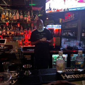 TEN ATL - 117 Photos & 110 Reviews - 495 Flat Shoals Ave SE, Atlanta ...