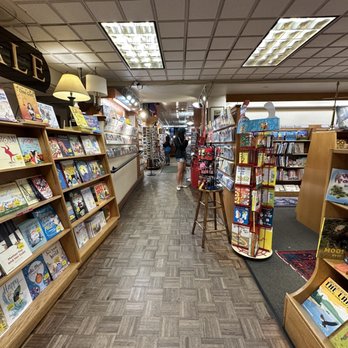BOULDER BOOK STORE - Updated June 2024 - 133 Photos & 218 Reviews ...