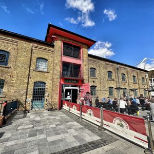 BRETTINGTONS - 79 High Street, Rochester, Kent, United Kingdom - Wine ...