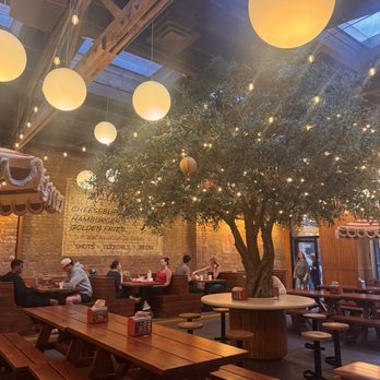 SMALL CHEVAL- LINCOLN PARK - Updated December 2025 - 46 Photos & 29 ...