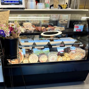 TAGLIARE DELICATESSEN - Updated June 2026 - 28 Photos & 36 Reviews ...