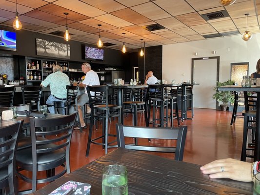 DEV’S ON MAIN - Updated August 2025 - 52 Photos & 58 Reviews - 255 Main ...