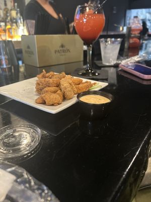 PARALLEL LOUNGE - Updated October 2025 - 21 Photos - 5180 Wilson Mills ...