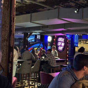 PUTTSHACK - ST. LOUIS - Updated June 2024 - 281 Photos & 117 Reviews ...