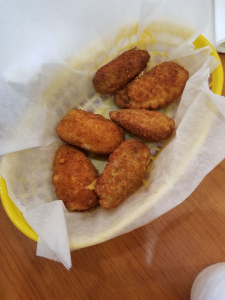 RUNWAY CAFE - Updated December 2025 - 62 Photos & 65 Reviews - 7915 ...