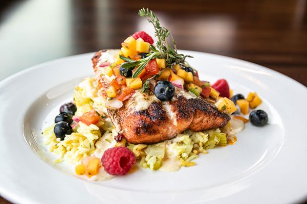 13MOONS RESTAURANT - Updated September 2025 - 267 Photos & 127 Reviews ...