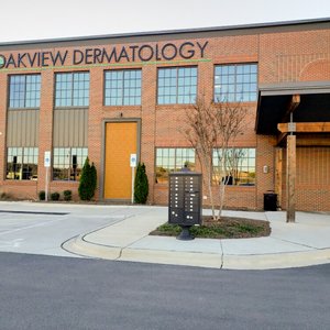 ADVANCED DERMATOLOGY AND COSMETIC SURGERY - Updated December 2025 - 24 ...