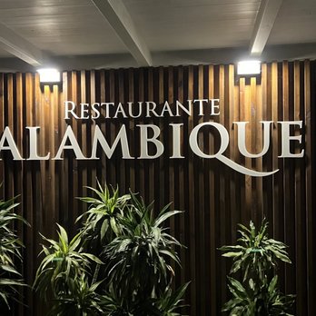 ALAMBIQUE - Updated January 2026 - 17 Photos - Estrada da Quinta do ...