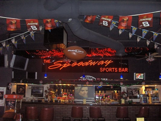 SPEEDWAY SPORTS BAR - Updated October 2025 - 14 Photos & 13 Reviews ...
