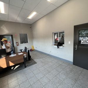 EXPRESSPARK SOUTH LOT - Updated December 2025 - 34 Photos & 90 Reviews ...