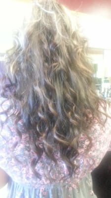 SIMPLY BEAUTIFUL HAIR SALON - Updated October 2025 - 11 Photos - 2115 S ...