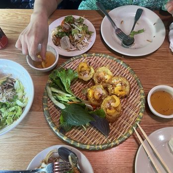 SAIGON 512 - Updated January 2025 - 262 Photos & 117 Reviews - 105 E ...