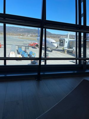 TRONDHEIM LUFTHAVN - Updated February 2025 - 20 Photos - Lufthavnveien ...