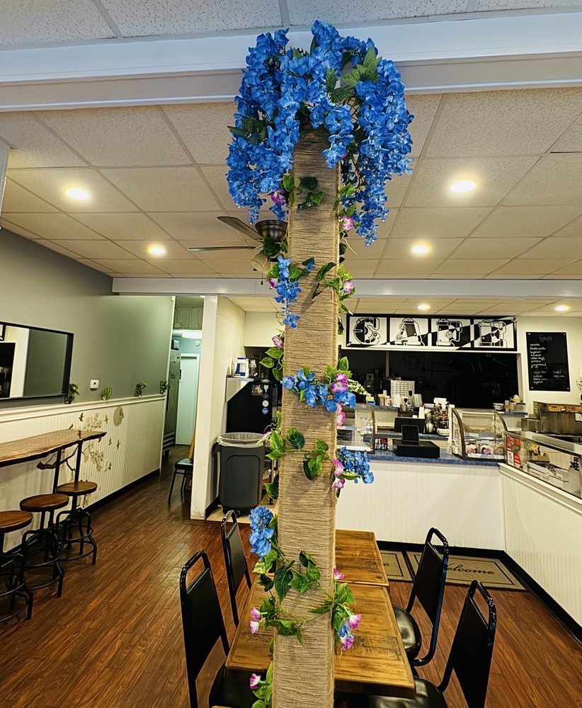 FUNCLE’S CAFÉ - Updated September 2025 - 113 Photos & 56 Reviews - 3584 ...