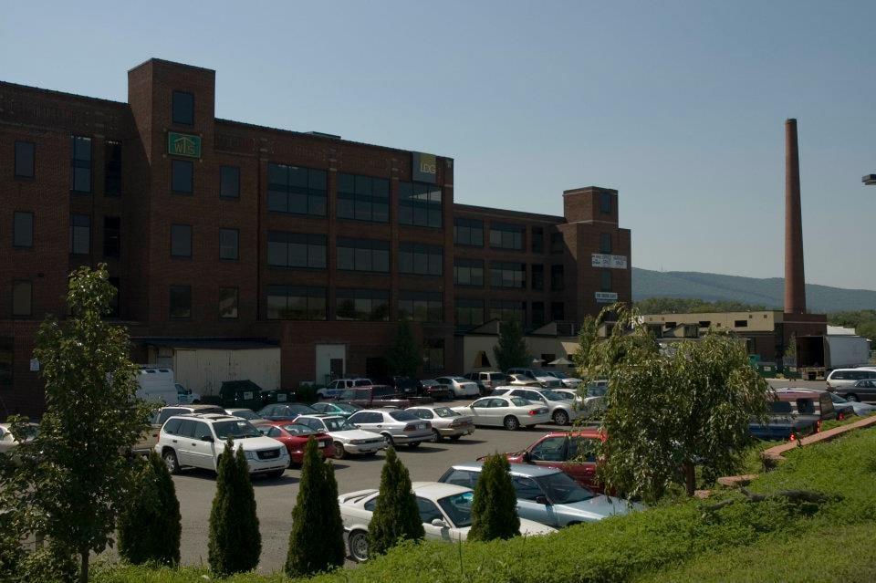 JUMPWIRELESS - Updated July 2025 - 1000 Commerce Park Dr, Williamsport ...