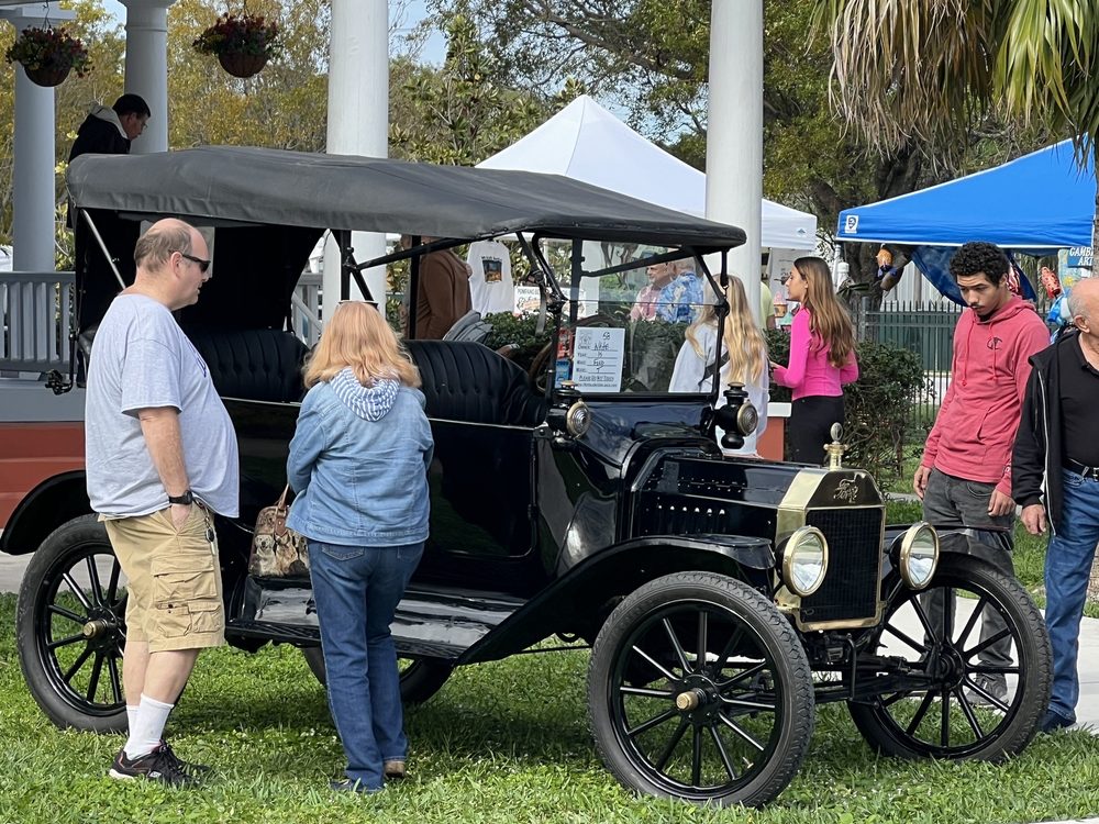 AACA ANTIQUE CAR SHOW - Updated January 2026 - 118 Photos - 450 NE 10th ...