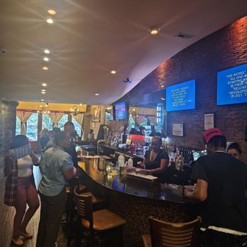 DOLCE - Updated November 2025 - 135 Photos & 77 Reviews - 17 Broad St ...