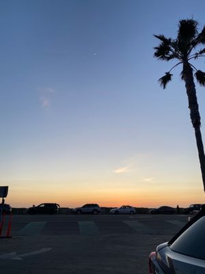 CARDIFF BEACH BAR AT TOWER 13 - Updated September 2025 - 465 Photos ...