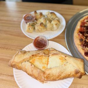 GARIBALDI’S PIZZA - Updated December 2025 - 56 Photos & 77 Reviews ...