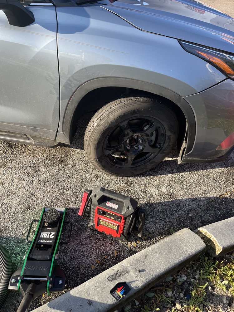 ALVAREZ ROADSIDE SOLUTIONS - Updated July 2025 - Request a Quote - 18 ...