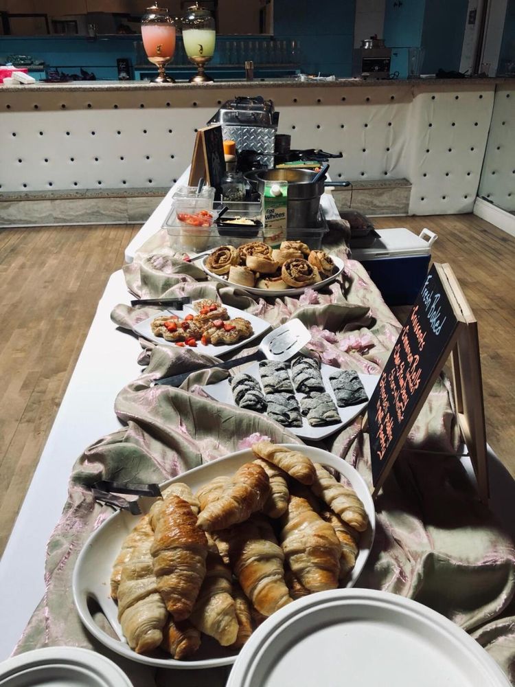 KEVIN’S KITCHEN - Updated December 2025 - 14 Photos - 2021 E Bermuda St ...