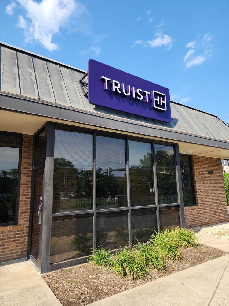 TRUIST - Updated June 2024 - 8416 Arlington Blvd, Fairfax, Virginia ...