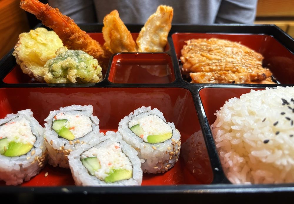 SUSHI MOTO - Updated August 2024 - 59 Photos & 29 Reviews - 32955 State Rte 20, Oak Harbor ...