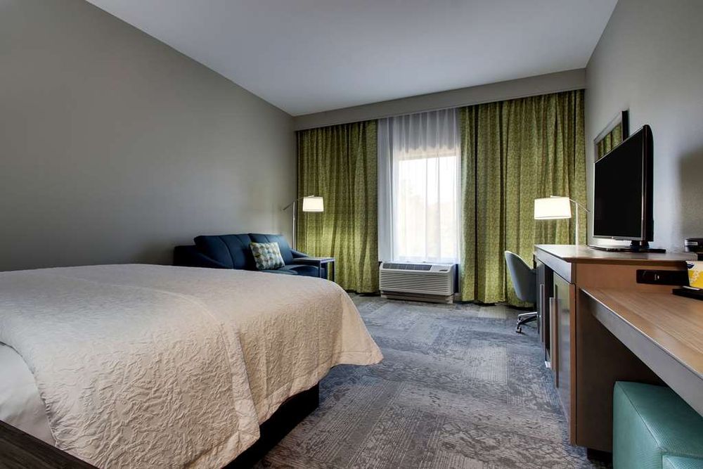 HAMPTON INN & SUITES KNIGHTDALE RALEIGH - Updated June 2026 - 107 ...