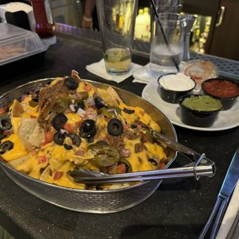 TAP SPORTS BAR - Updated August 2025 - 289 Photos & 260 Reviews - 1777 ...