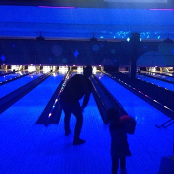 ED’S BOWLING - Updated November 2024 - 42 Photos & 48 Reviews - 8882 ...
