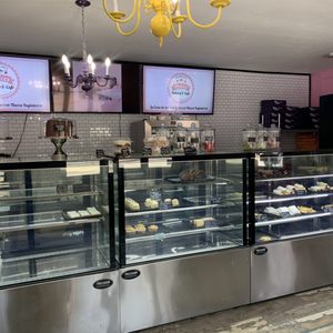 BLACKBERRY BAKERY - 14 Photos & 36 Reviews - Bakeries - 44 Nashua Rd ...