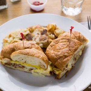 CROSSROADS RESTAURANT - Updated January 2026 - 78 Photos & 145 Reviews ...