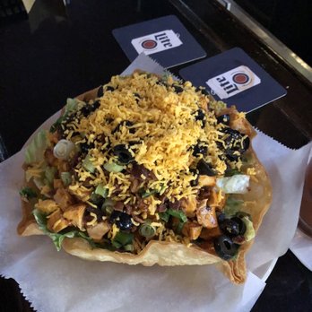 EDISON PARK INN - 55 Photos & 108 Reviews - 6715 N Olmsted Ave, Chicago ...