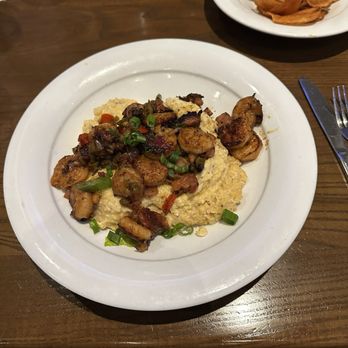 HICKORY TAVERN - Updated December 2025 - 163 Photos & 261 Reviews ...