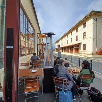 RADHAUS - Updated June 2024 - 1156 Photos & 664 Reviews - 2 Marina Blvd ...