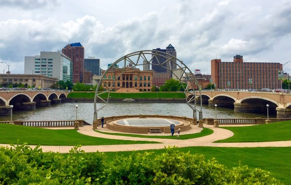 SIMON ESTES RIVERFRONT AMPHITHEATER - 15 Photos - E 1st St, Des Moines ...